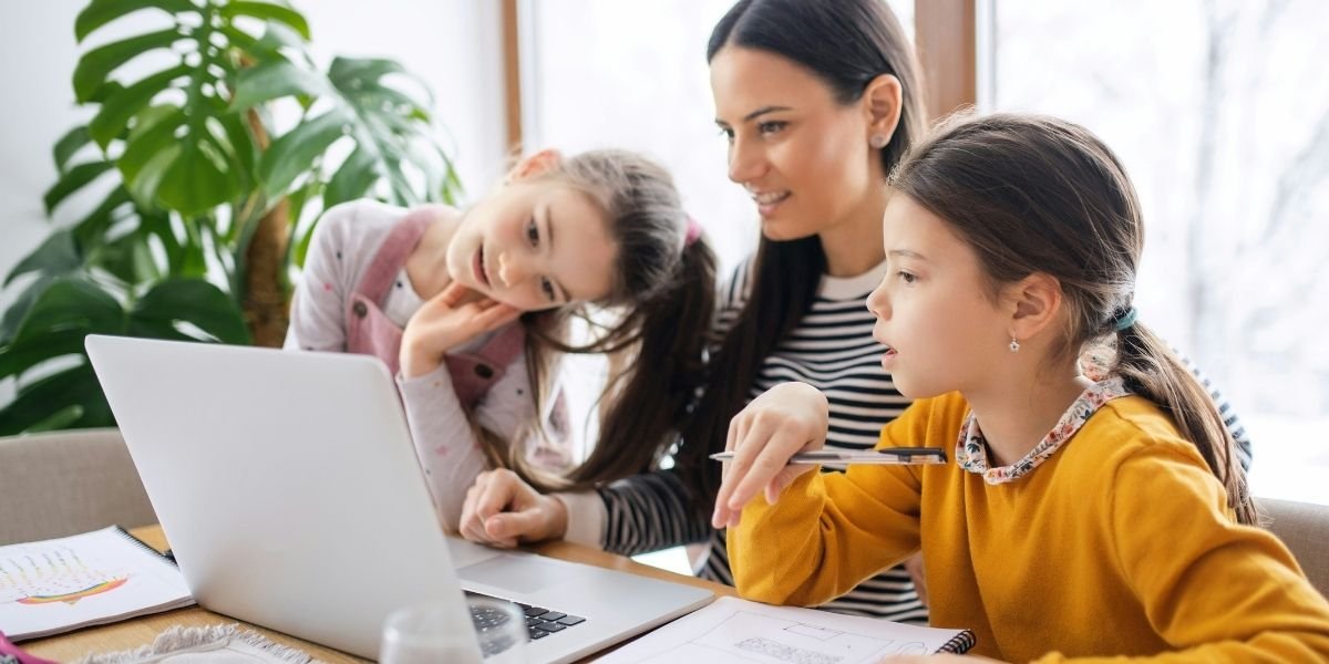 Homeschooling vs. Traditional Schooling: What U.S. Parents Need to Know ...